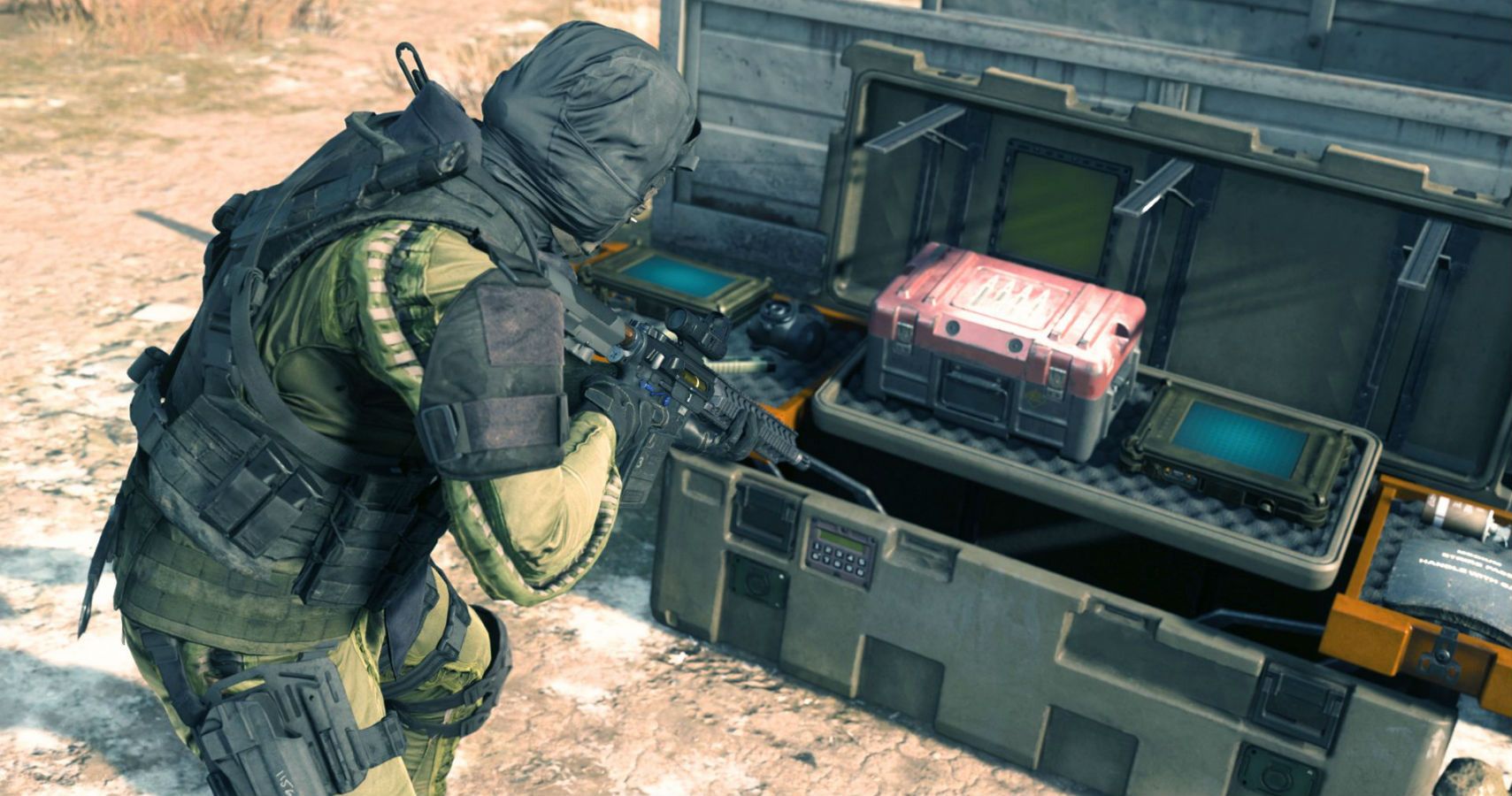 Warzone: Chests Should Guarantee Some Amount Of Cash | TheGamer